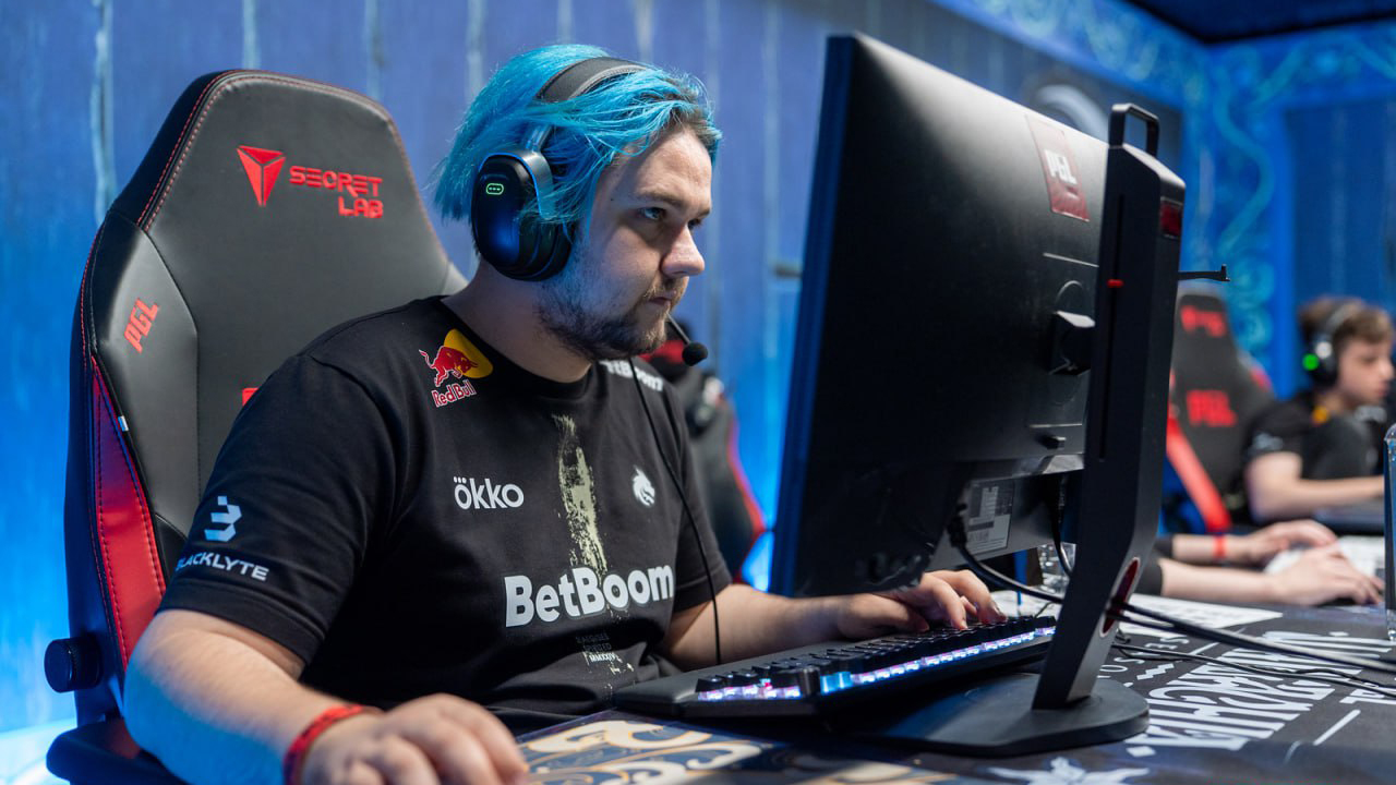 ArsZeeqq о Yatoro, Parker и Kidaro: «Почему у них одинаковый цвет волос ...