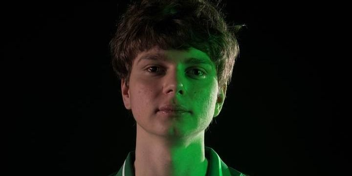 Kyousuke сыграл 25 матчей на FACEIT за два дня, 19 побед при 6 ...