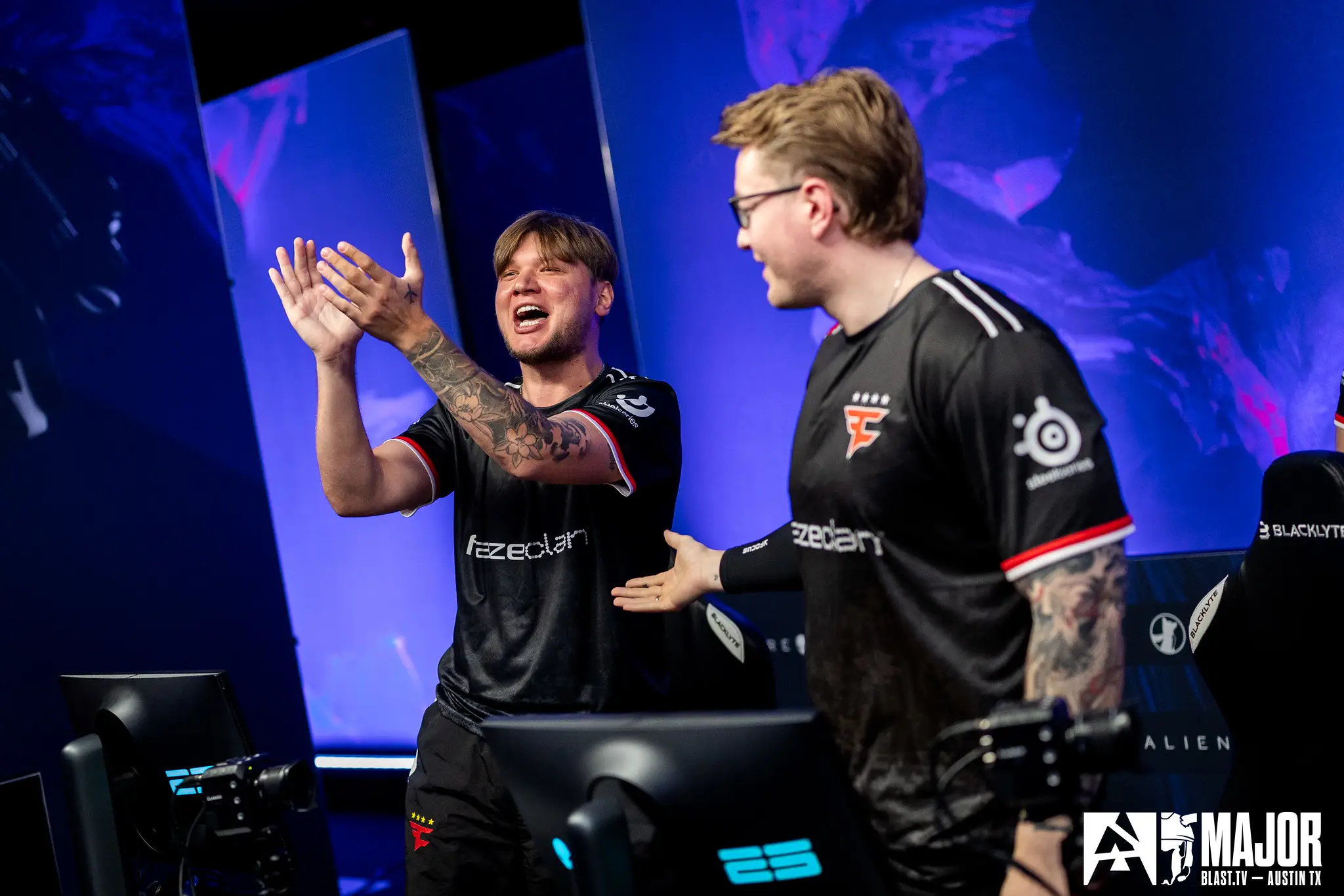 S1mple с WH и невидимкой проиграл FaZe в формате 1v5 | CS 2 | Taverna.gg