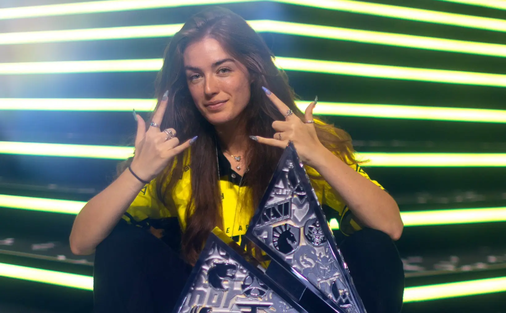 Vitality попрощалась с менеджером Aphiren. В команду вернулся Маттье ...