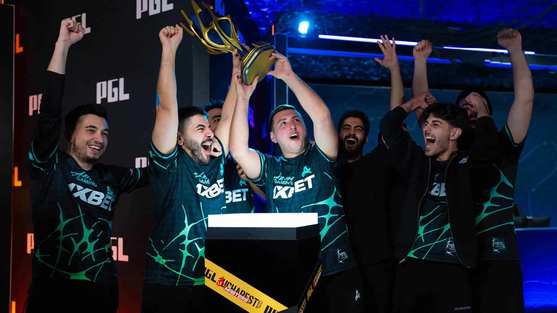 Джеймс Бэнкс: «Теперь Aurora знает, на что способна. Проклятие было ...