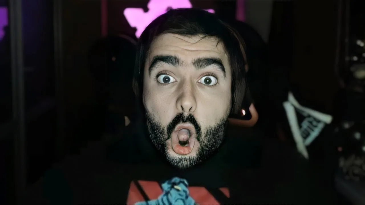 Stray228 о BB Streamers Battle 5: «Vovapain нажрался водкой на стриме ...