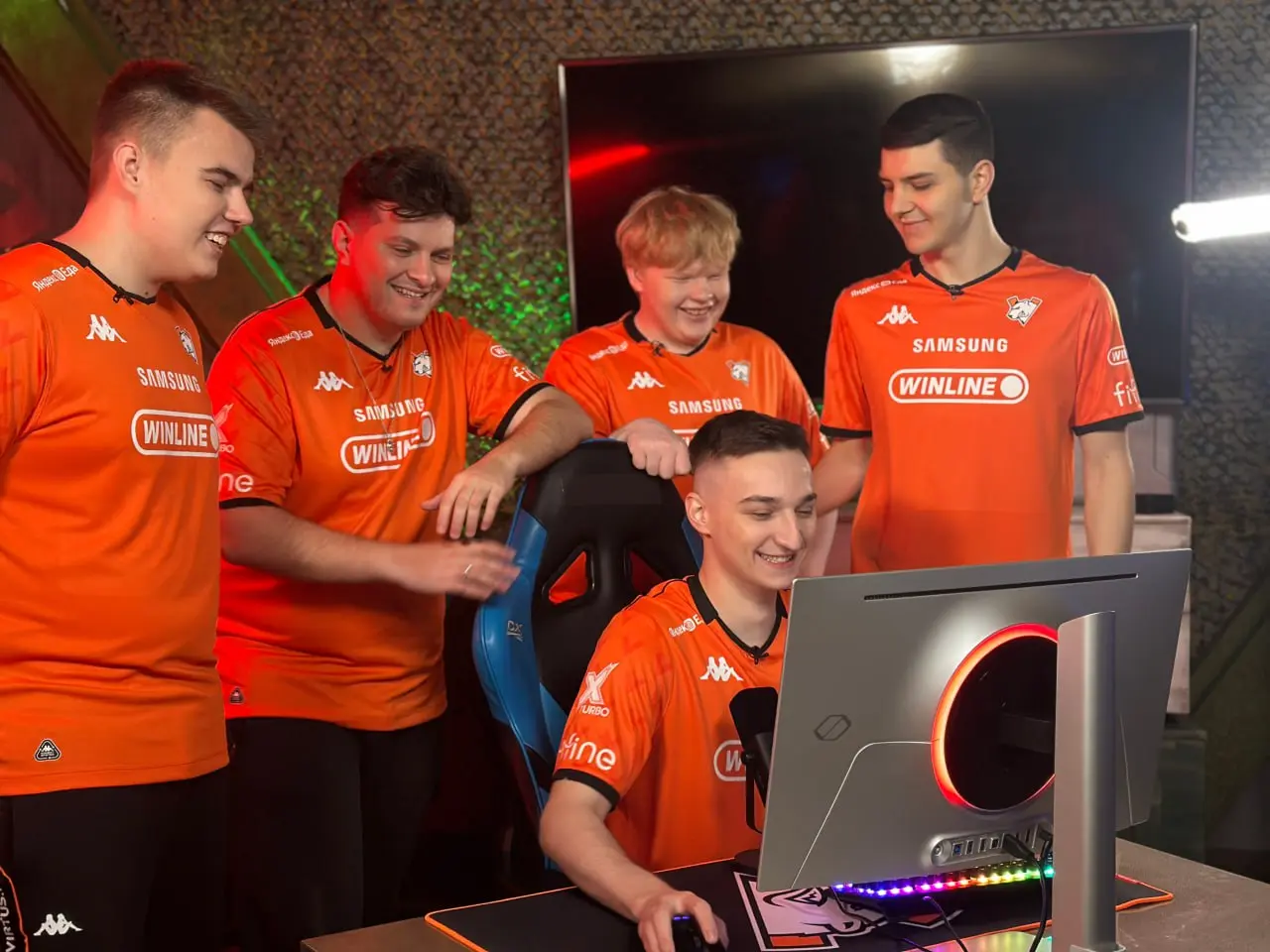 BanKs о результатах Virtus.pro: «Это карма за то, что она кикнула Jame ...